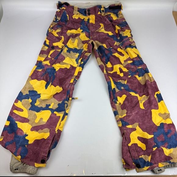 686 | Pants | 686 Mens Size M Snowboarding Pants Defender Cargo Camo ...